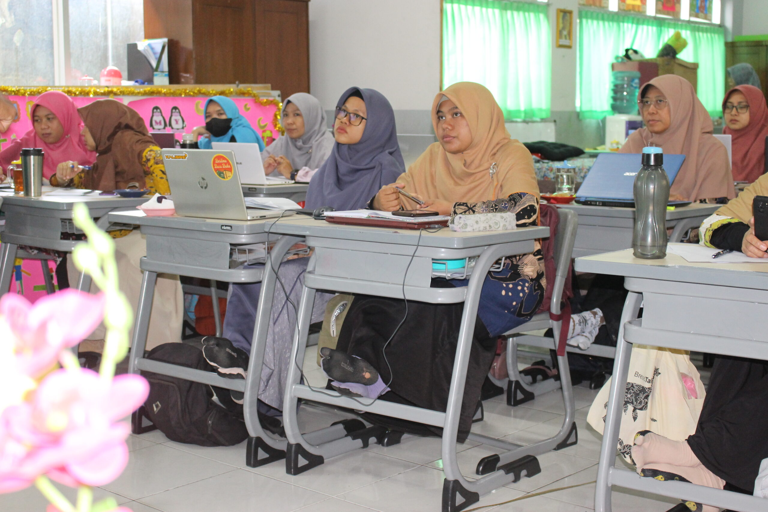 KEGIATAN WORKSHOP PELATIHAN DIFERENSIASI KURIKULUM MERDEKA – SDIT AL IMAN