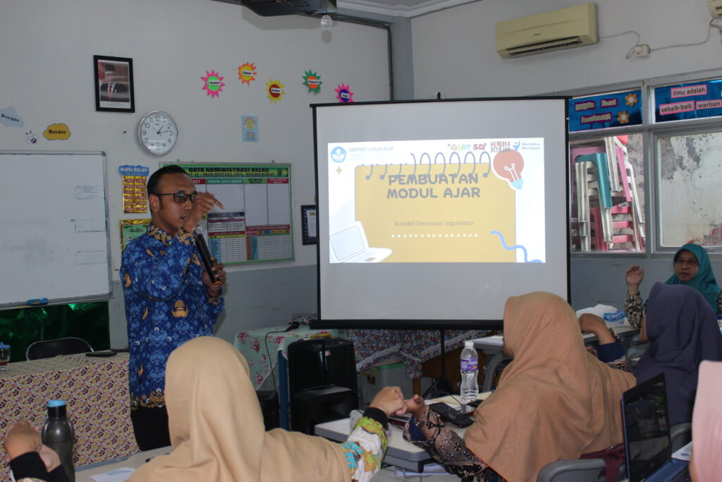 KEGIATAN WORKSHOP PELATIHAN DIFERENSIASI KURIKULUM MERDEKA – SDIT AL IMAN