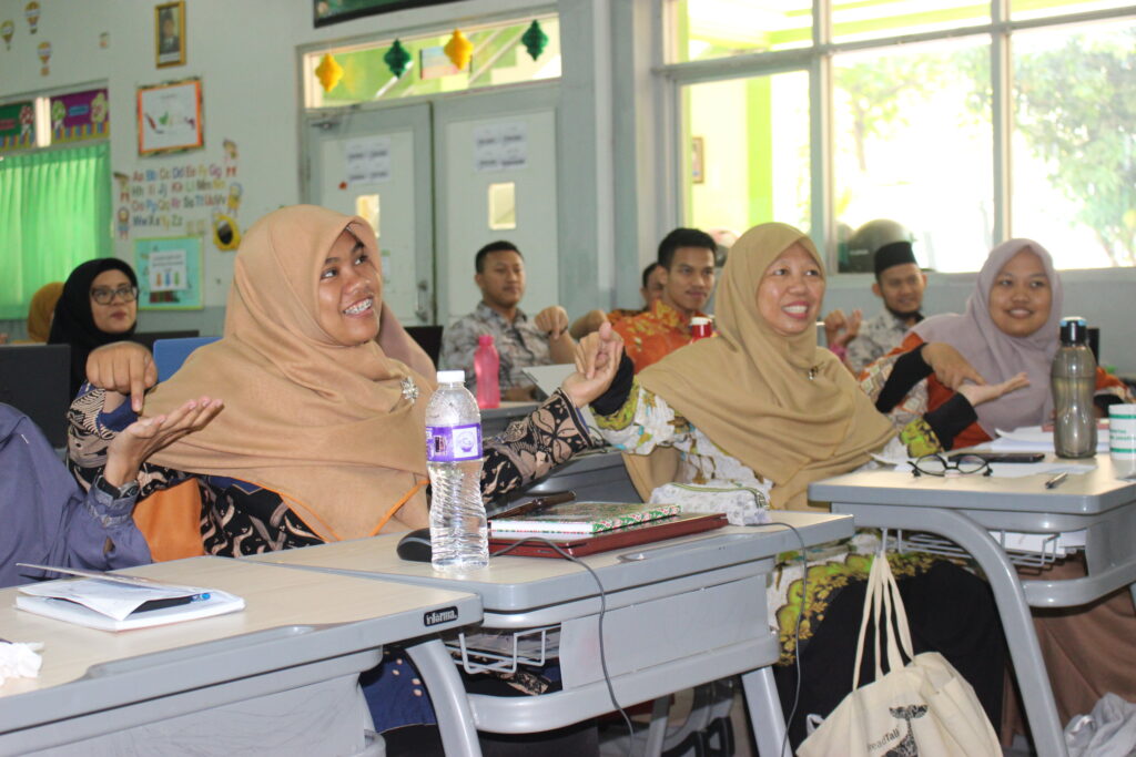 KEGIATAN WORKSHOP PELATIHAN DIFERENSIASI KURIKULUM MERDEKA – SDIT AL IMAN