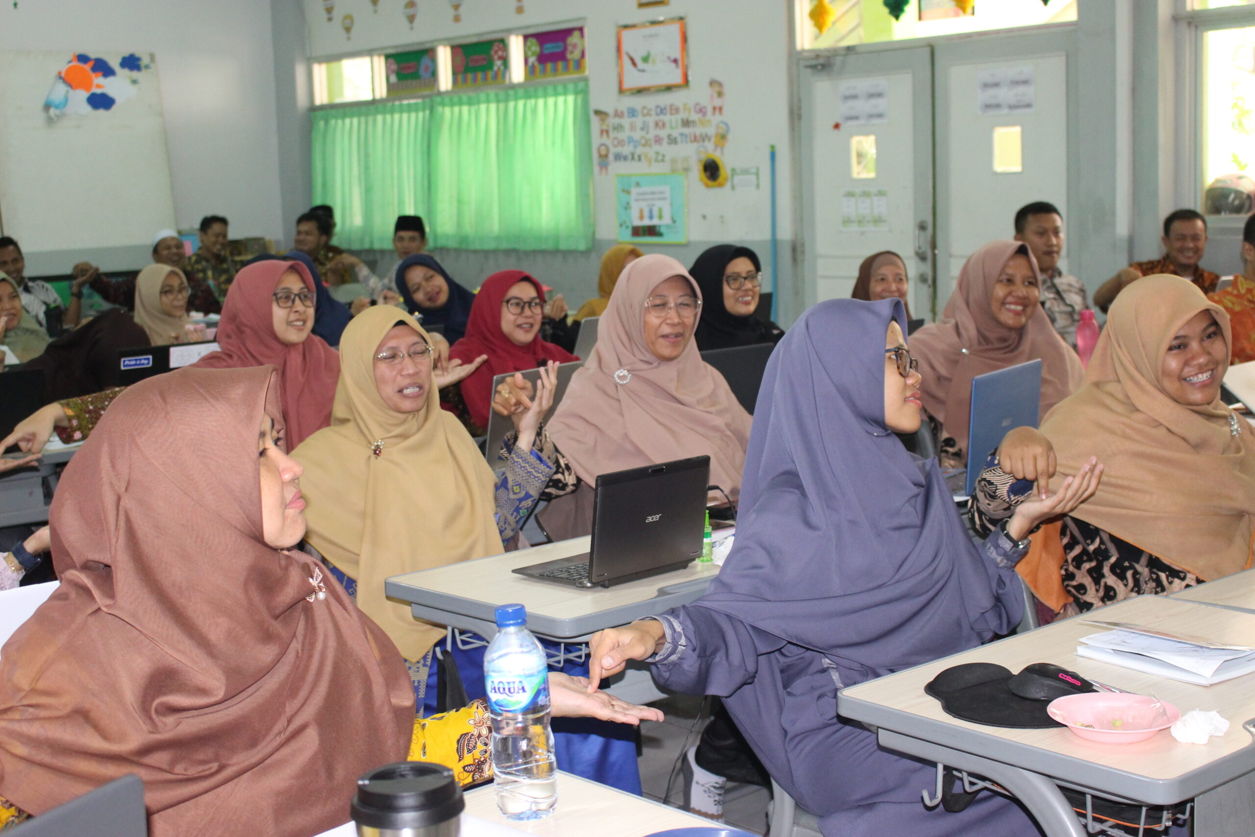 KEGIATAN WORKSHOP PELATIHAN DIFERENSIASI KURIKULUM MERDEKA – SDIT AL IMAN